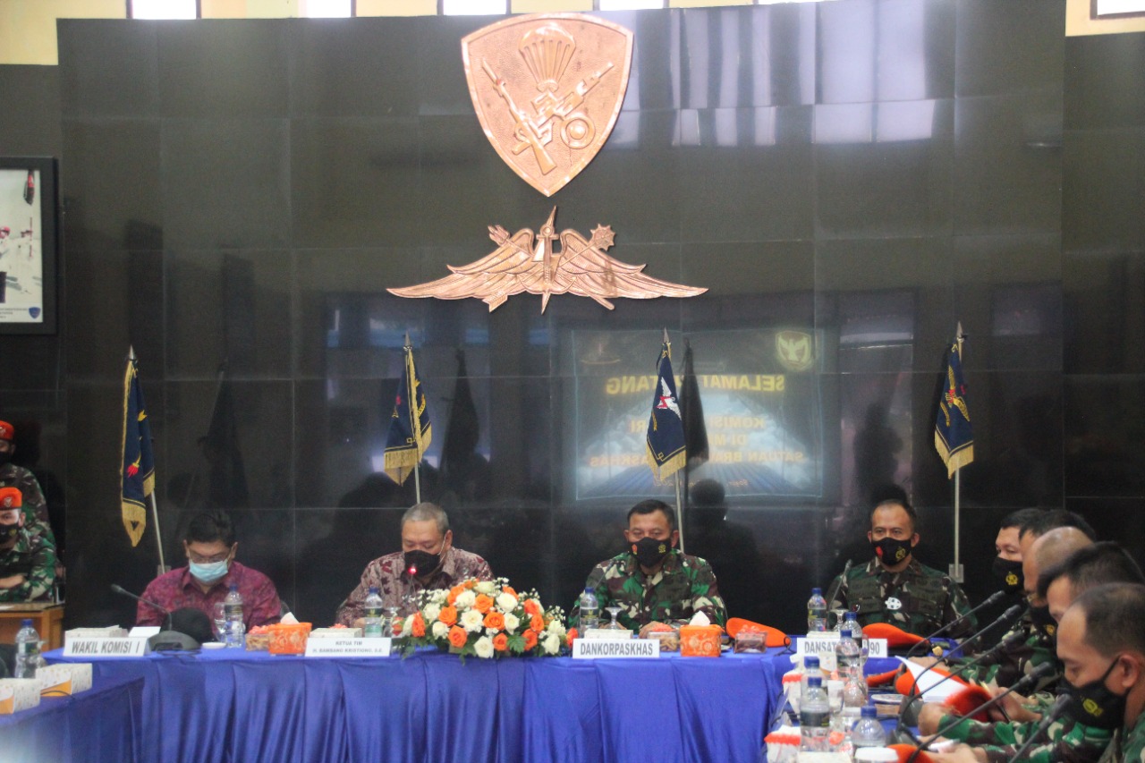 Komisi I DPR RI Cek Kesiapan Satbravo 90 Paskhas TNI AU – Kempalan.com