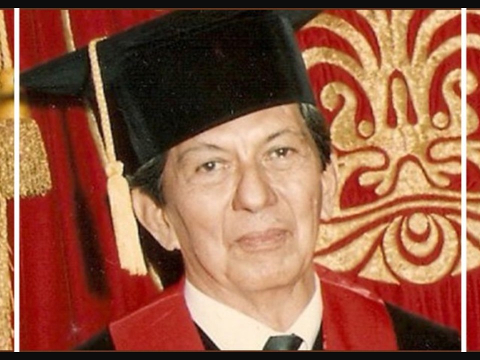 A. Hamid S. Attamimi: Bapak Perundang-Undangan Indonesia – Kempalan.com