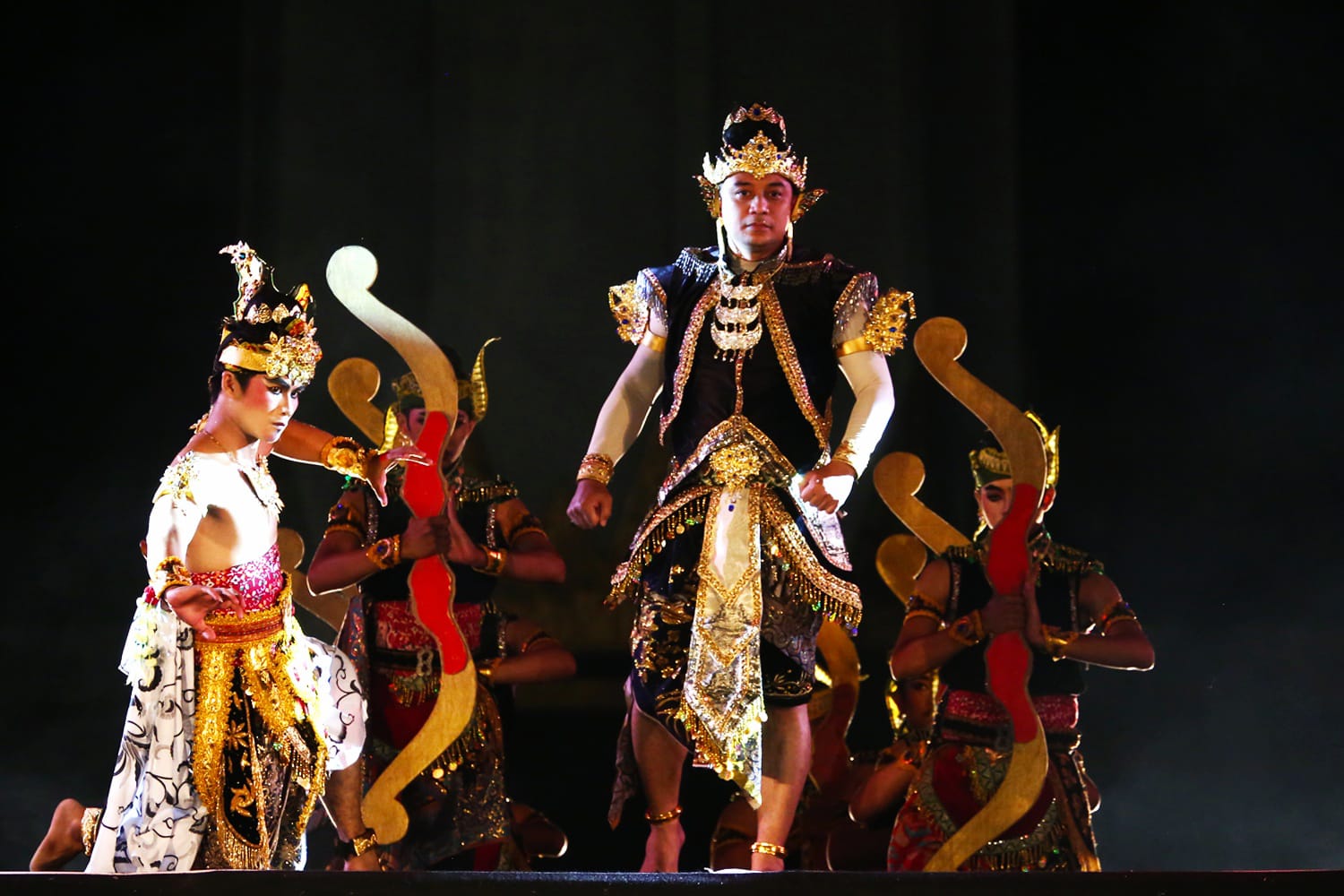 Punggawa Kota Surabaya Kompak Perankan Wayang Sejarah Sumpah Merah ...