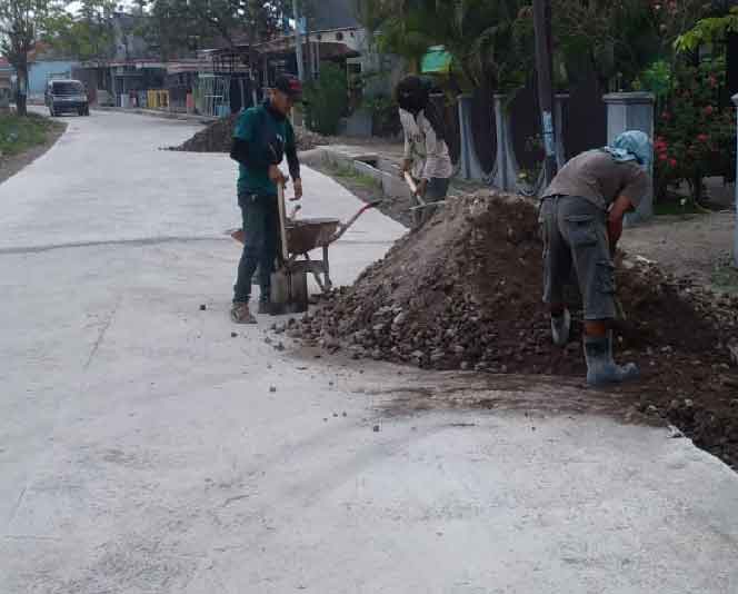 Sukses Proyek Betonisasi Tahap I, Gus Muhdlor Akan Lanjutkan Tahap II ...