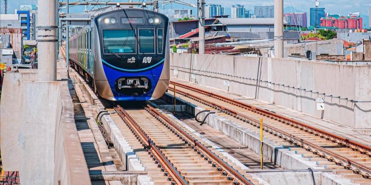 MRT Jakarta Sediakan Penyewaan Power Bank ReCharger di 13 Stasiun MRT ...