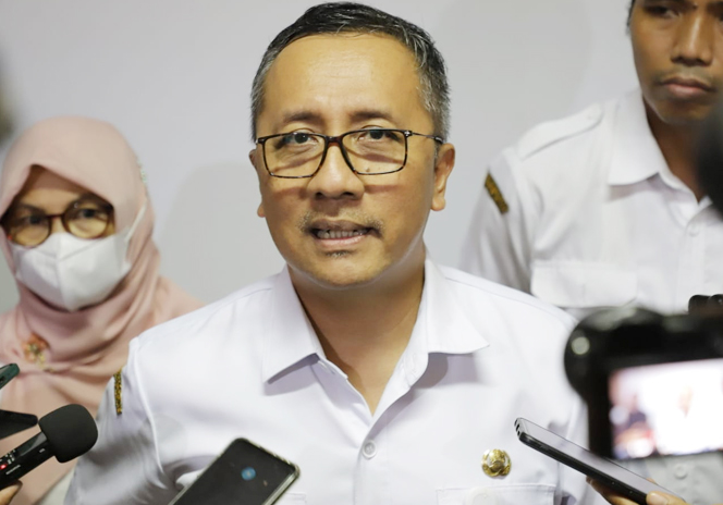 Pemkot Surabaya Hapus Sanksi Administratif Denda Keterlambatan Pelaporan Kelahiran – Kempalan.com